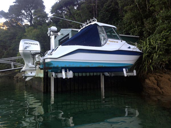 Elevator Boat Lifts - Golden Boat Lifts
